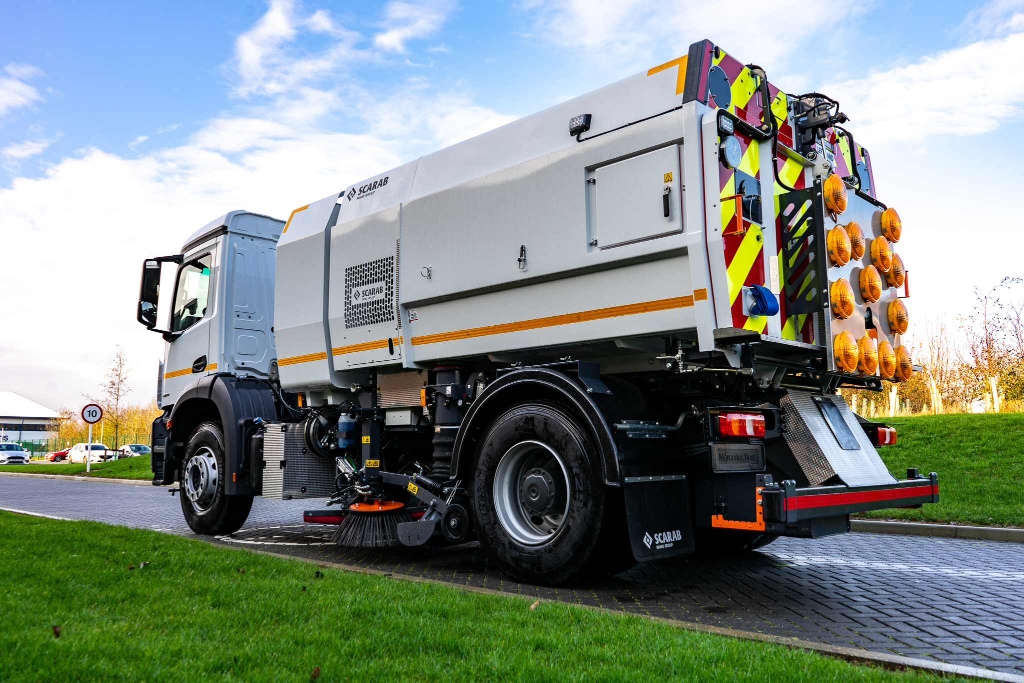 Magnum 82 - Scarab Sweepers