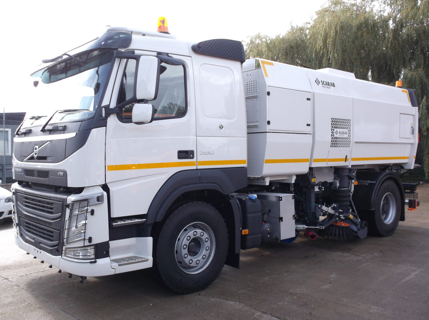 Magnum 82 - Scarab Sweepers